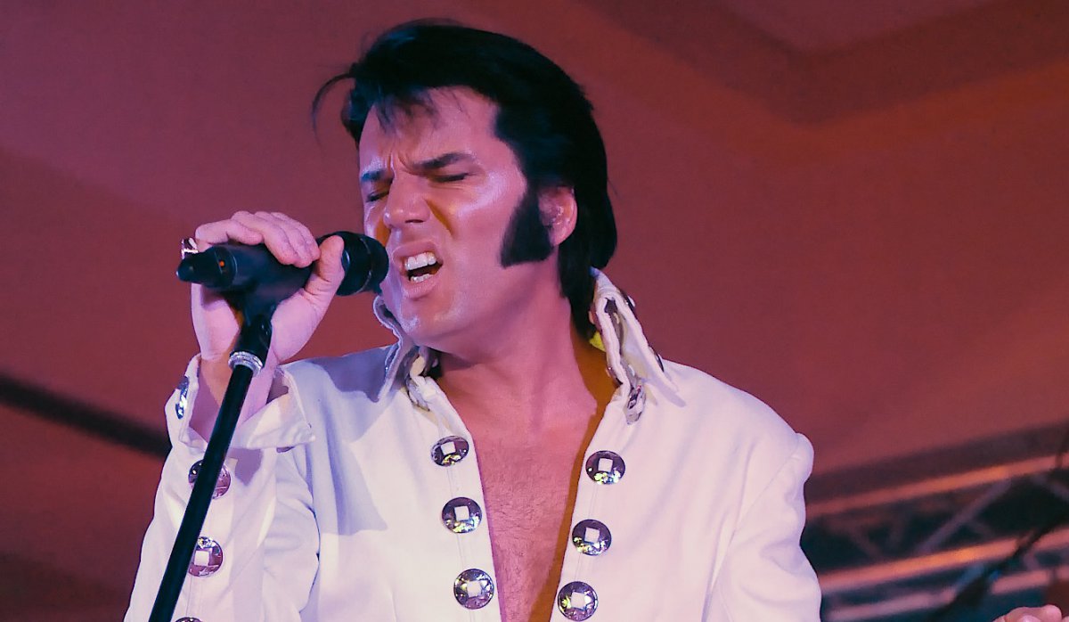 ‘The World Famous Elvis Show’ at Bowlers Arena: Preview