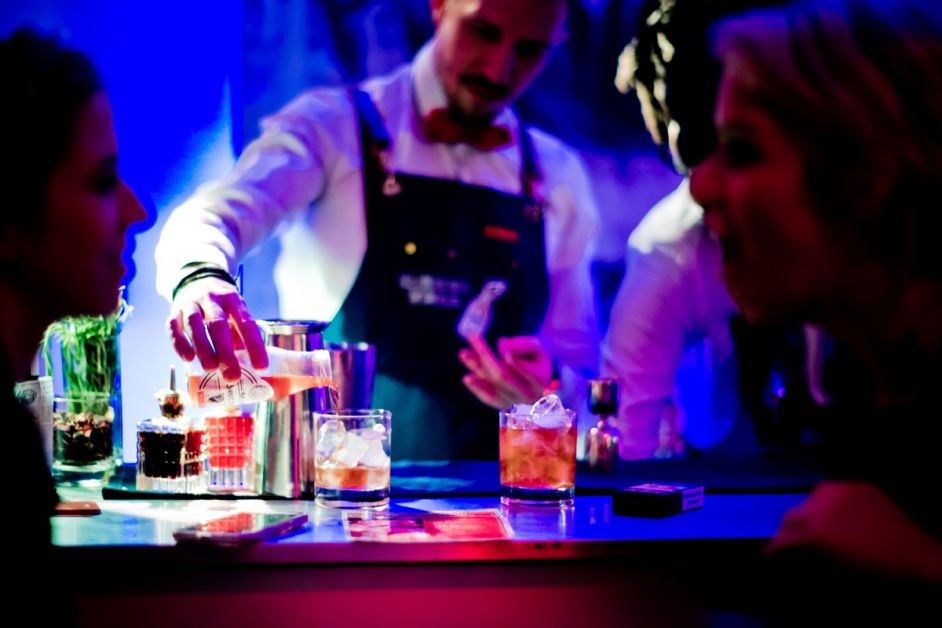 20 Bars & 2 Floors of Drinks: Cocktails in the City Returns ...