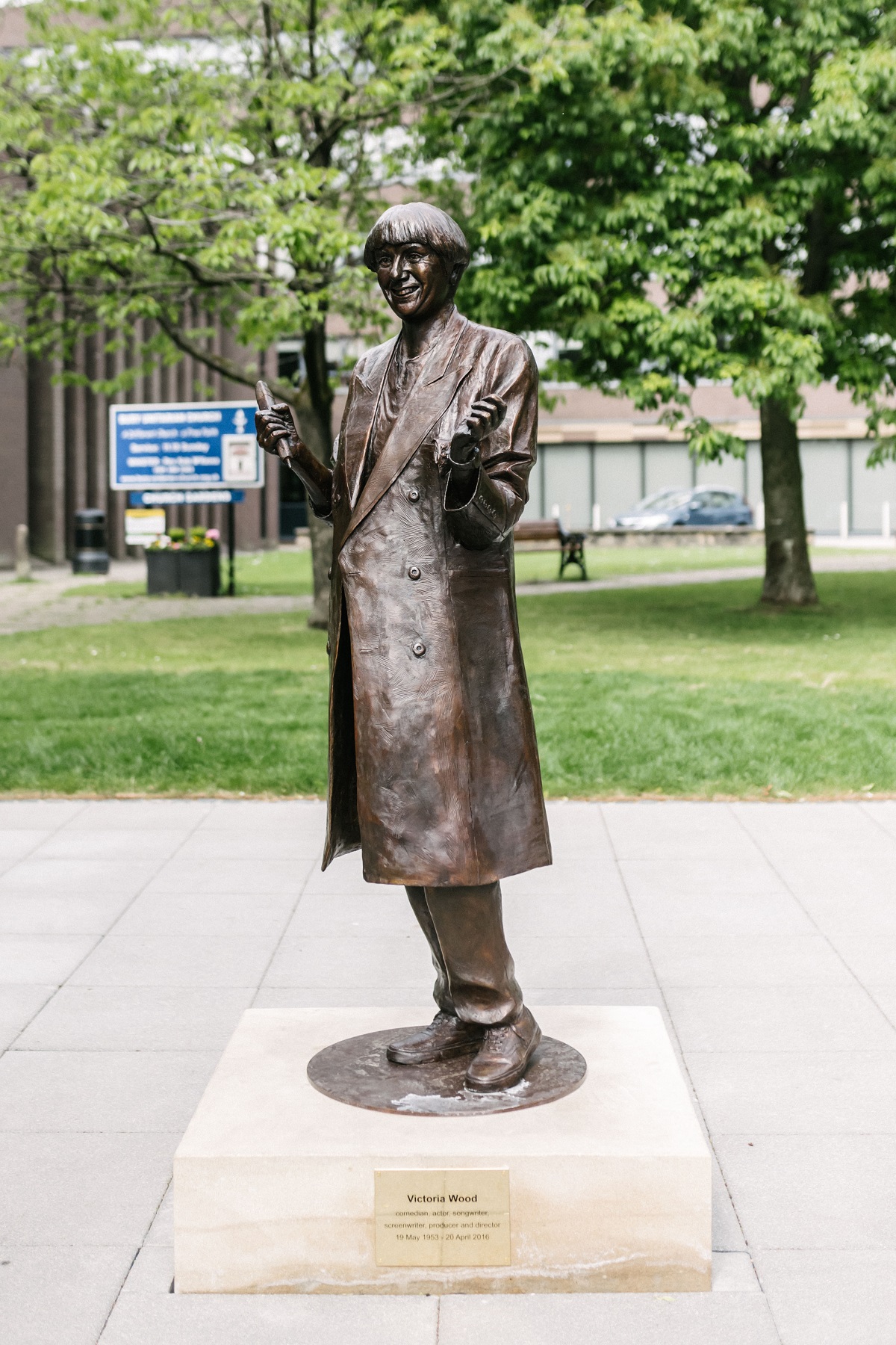 Spotlight on Statues: Victoria Wood, Bury