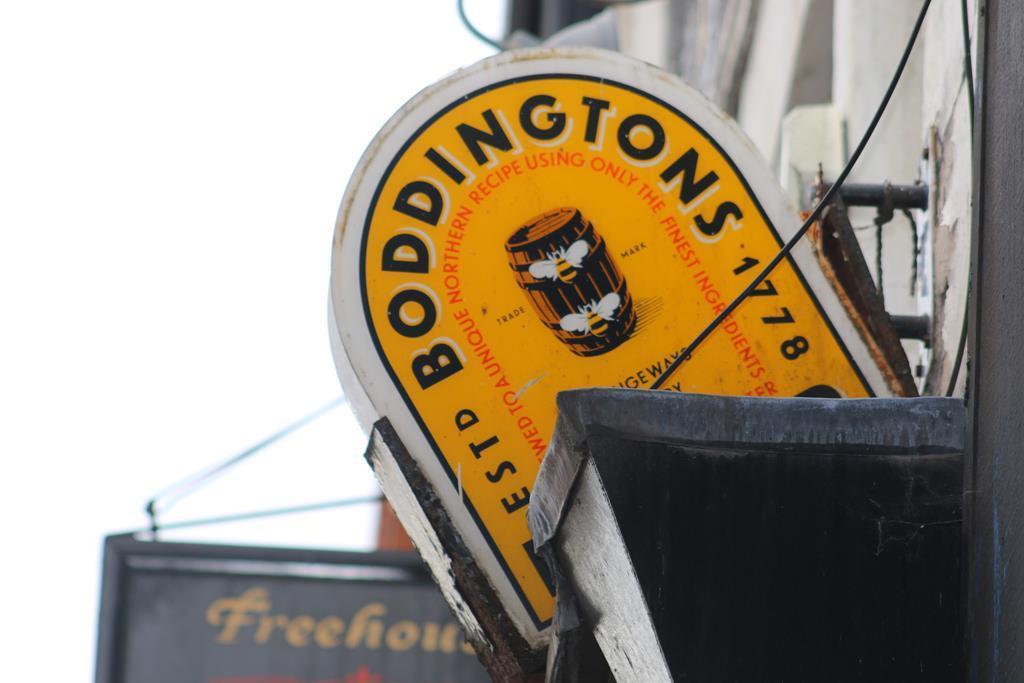 The Symbol of the City: The Manchester Bee - Manchester’s Finest