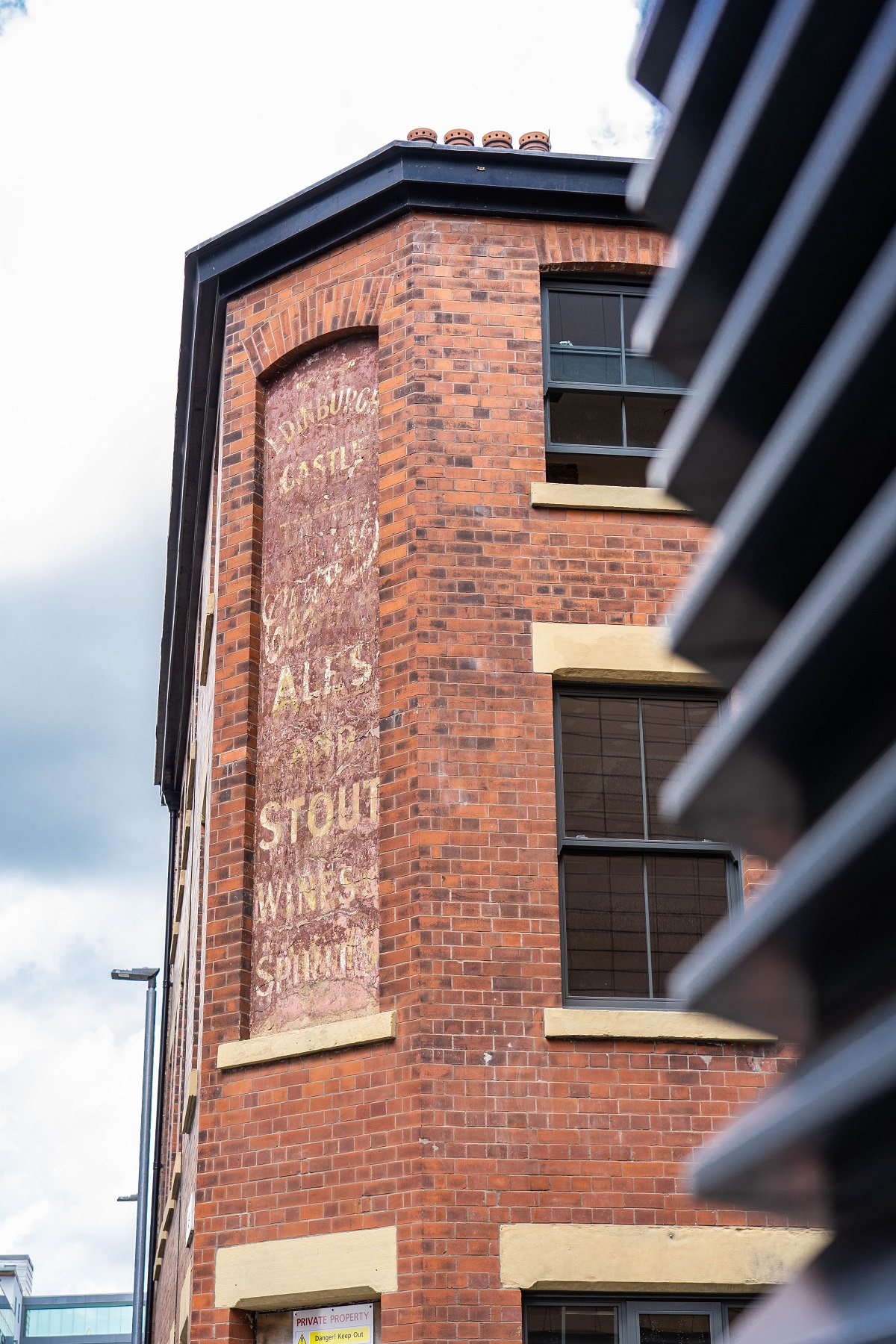 The dilapidated Ancoats pub Edinburgh Castle is being restored to its ...