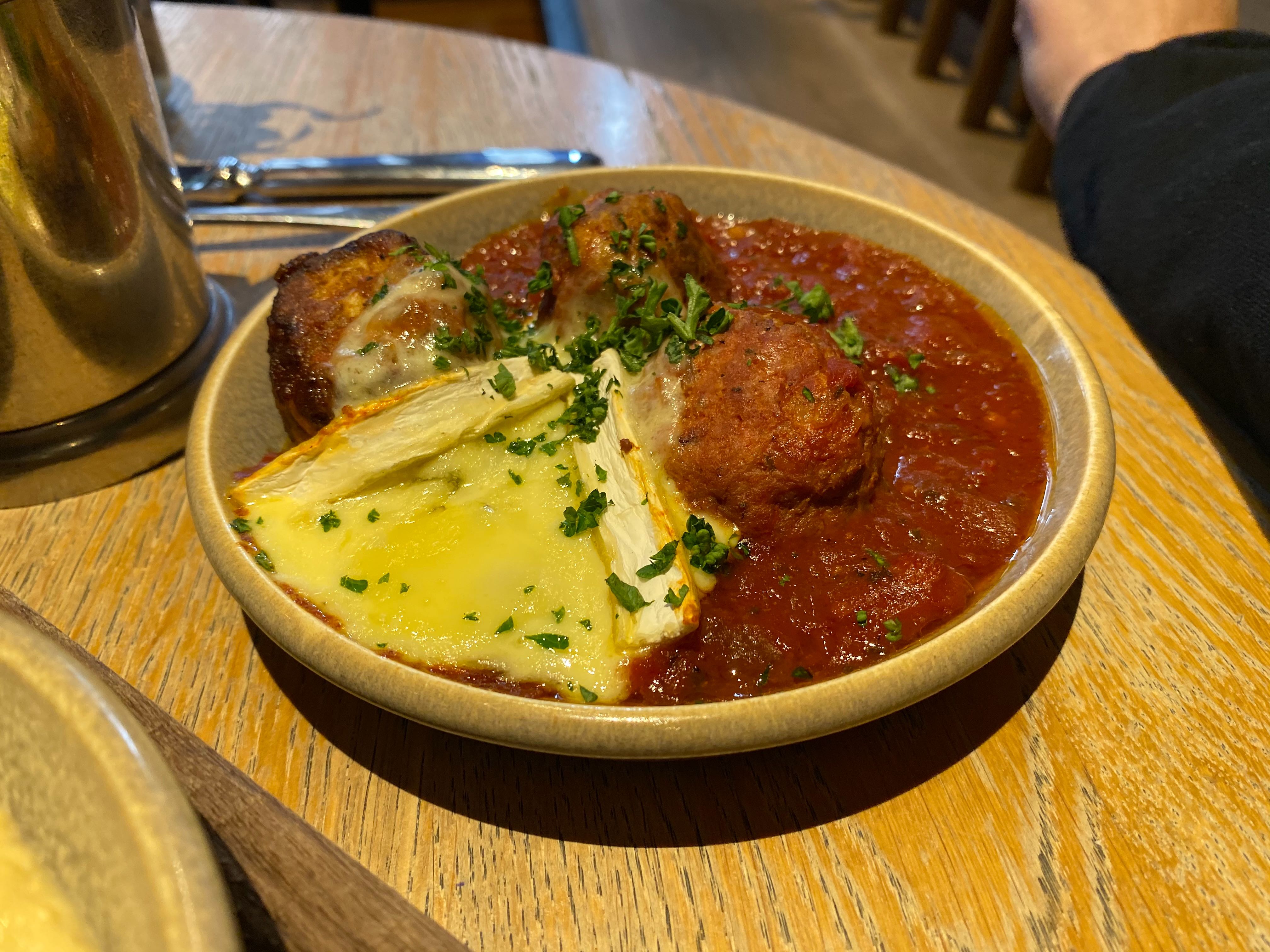 Albert's Schloss have a new Winter Menu (with the biggest Bacon Chop I ...