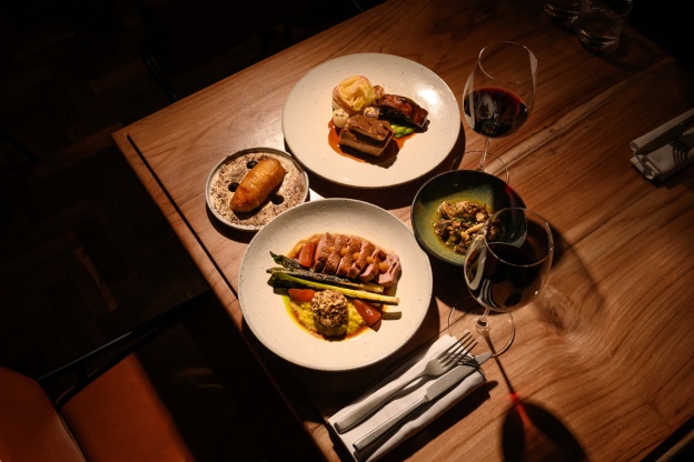 Historic Ancoats pub, Edinburgh Castle reopens once again ...