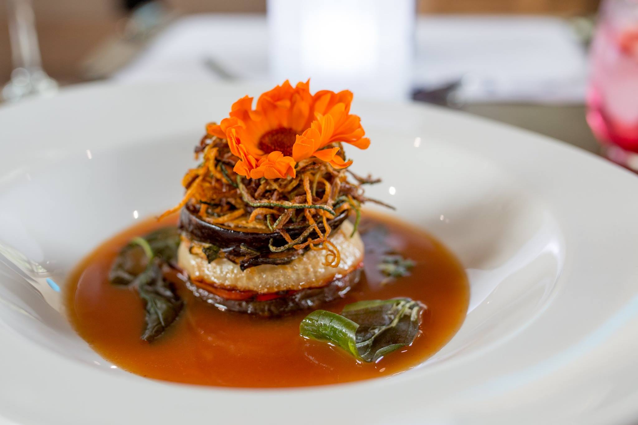 The Restaurant Where Your Food is Cooked and Served by Prisoners in ...