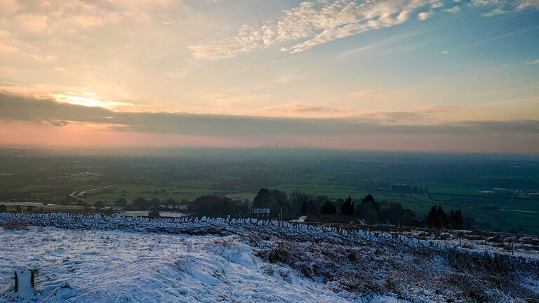 Walks Near Manchester: Hartshead Pike