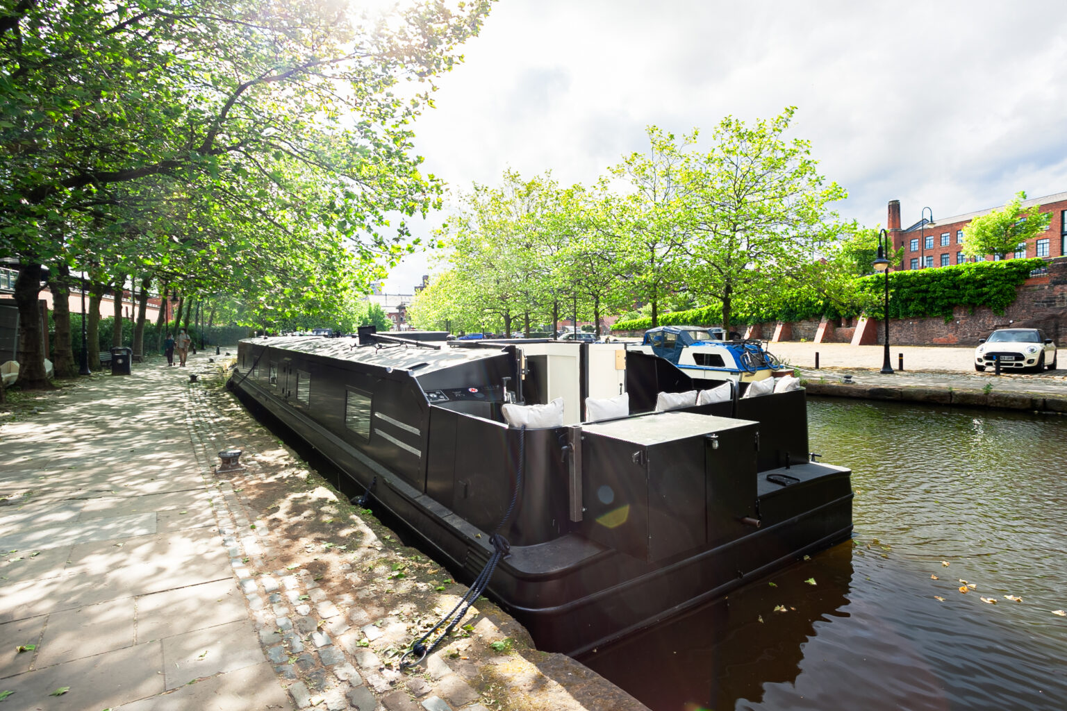 From Manchester to: A HUGE 6 Berth Super Luxury Canal Boat on ...