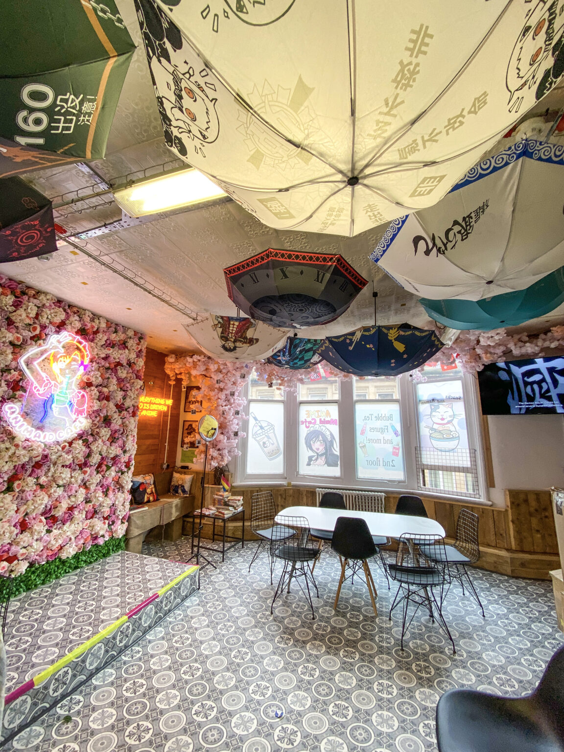 Manchester's Totally Unique Japanese Maid & Anime Bubble Tea Café ...