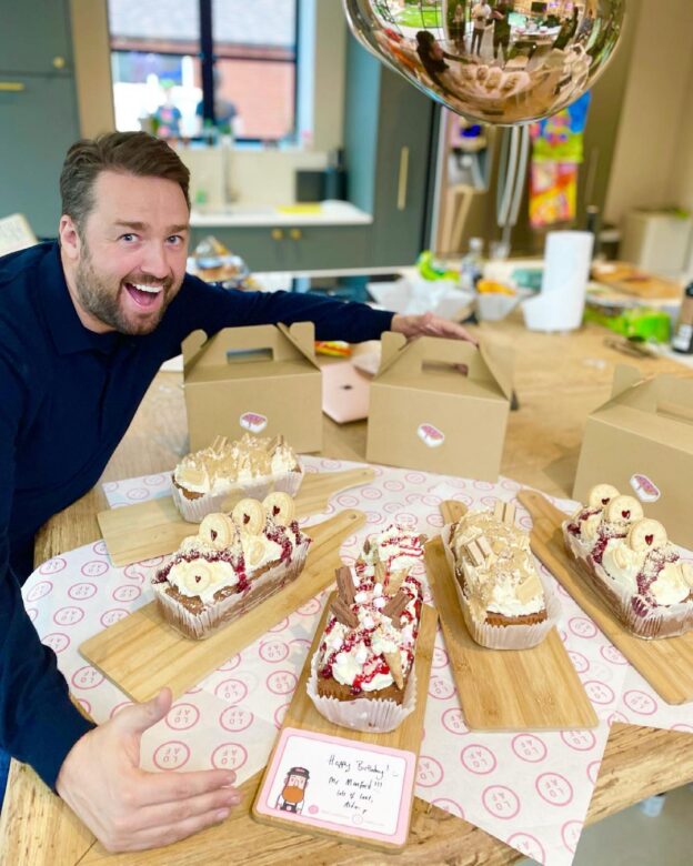 Help bring a 60s Style Loaf Cake & Coffee Lounge to Manchester ...