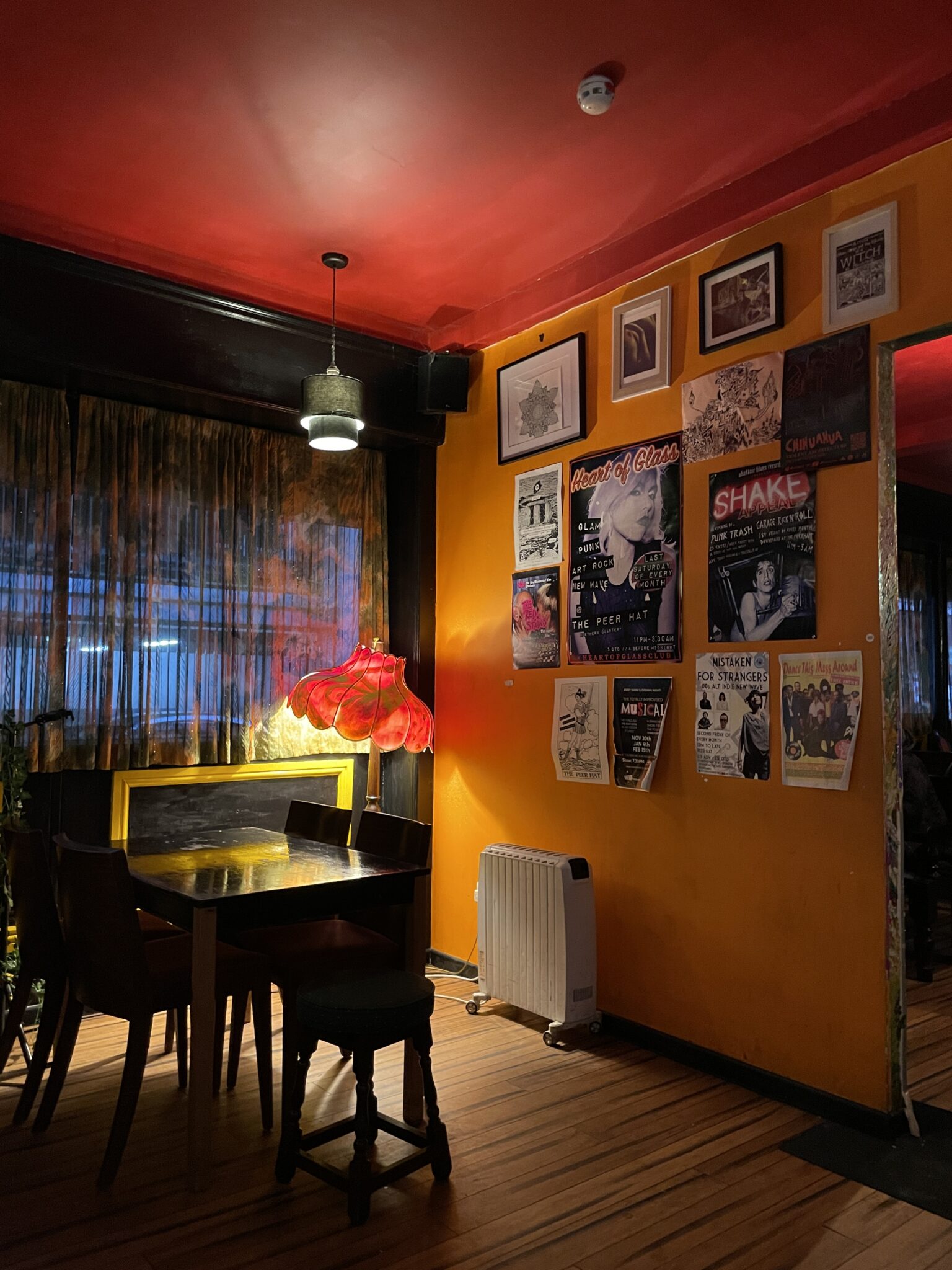 Manchester’s Best Independent Music Venues: The Peer Hat - Manchester’s ...