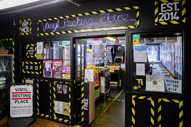 Building Secrets: Your Stories from 40 Years of Afflecks Palace ...