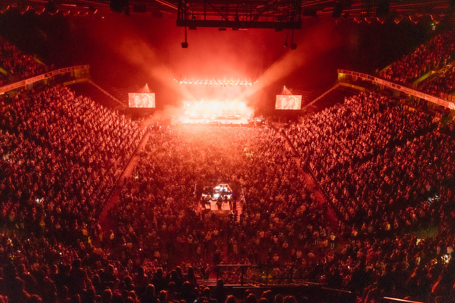 the-biggest-ever-90s-pop-concert-is-coming-to-manchester-this-october