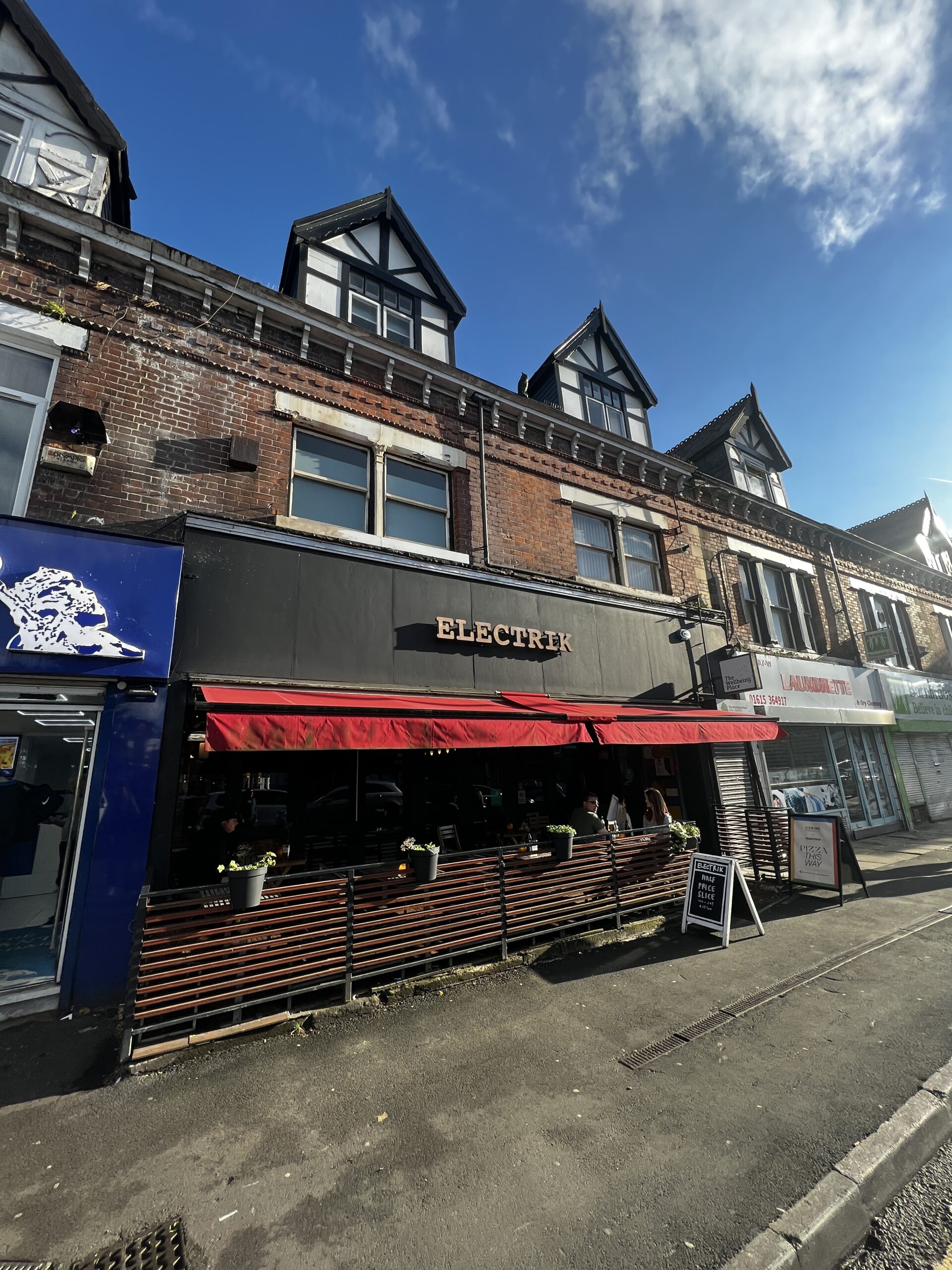 Electrik: The Chorlton Neighbourhood Bar that’s also an Art Gallery ...