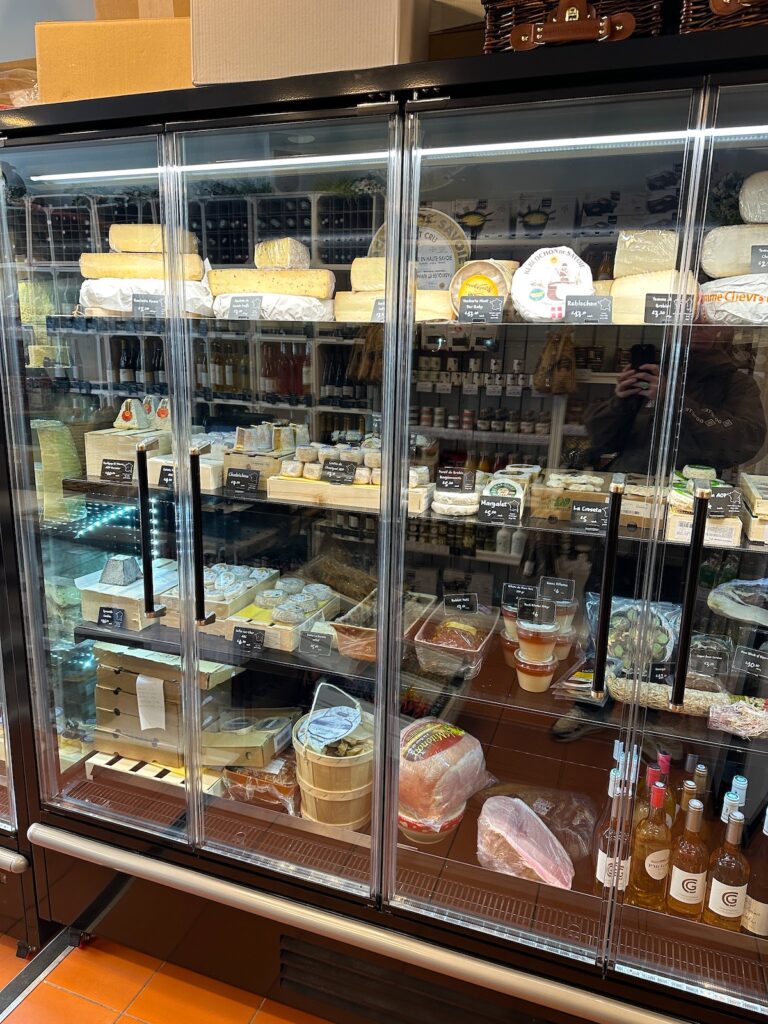 From Les Halles to Manchester: Petit Paris deli has world-class oysters ...