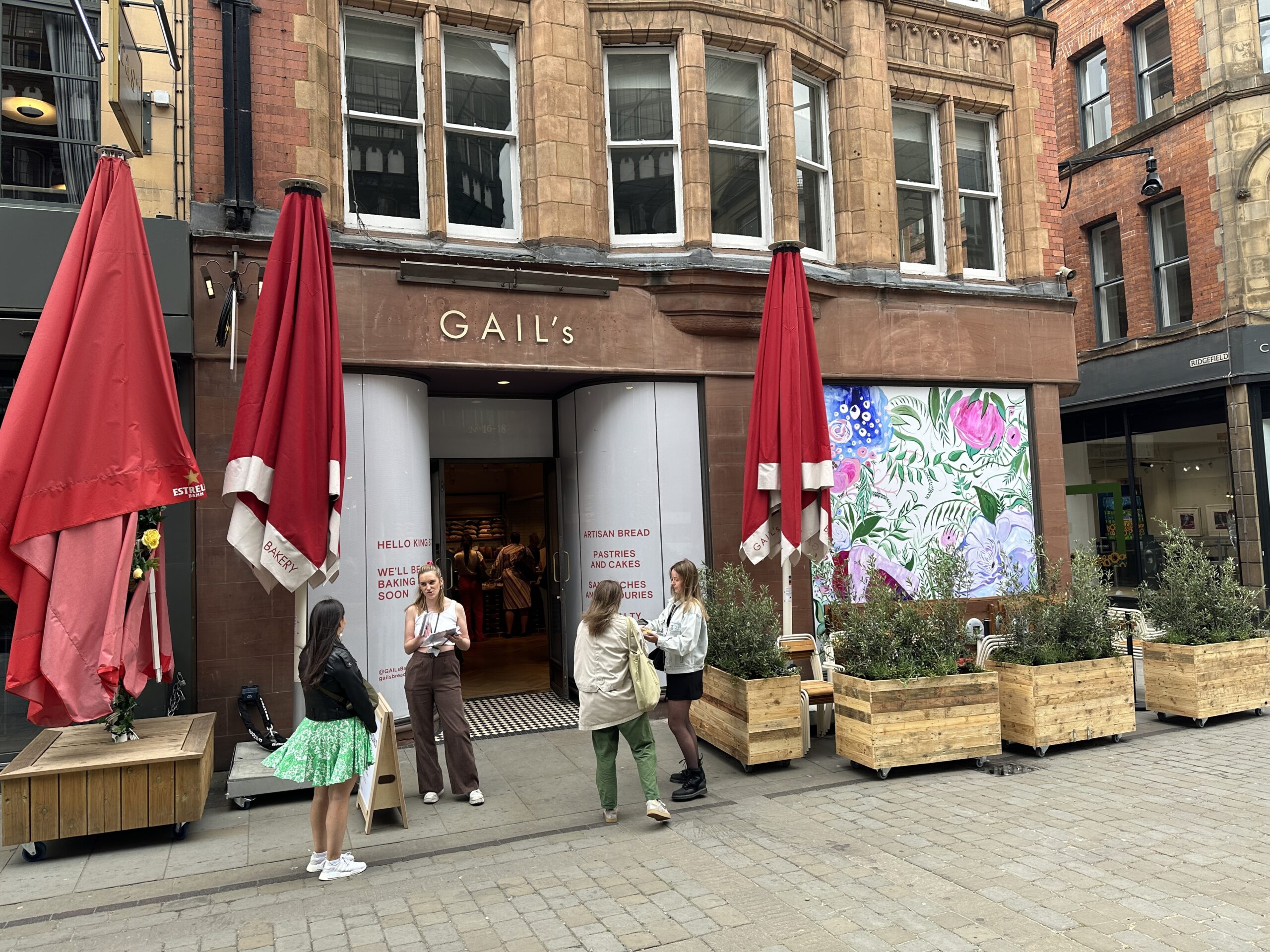 FIRST LOOK: London bakery GAIL’s opens its doors on King Street ...