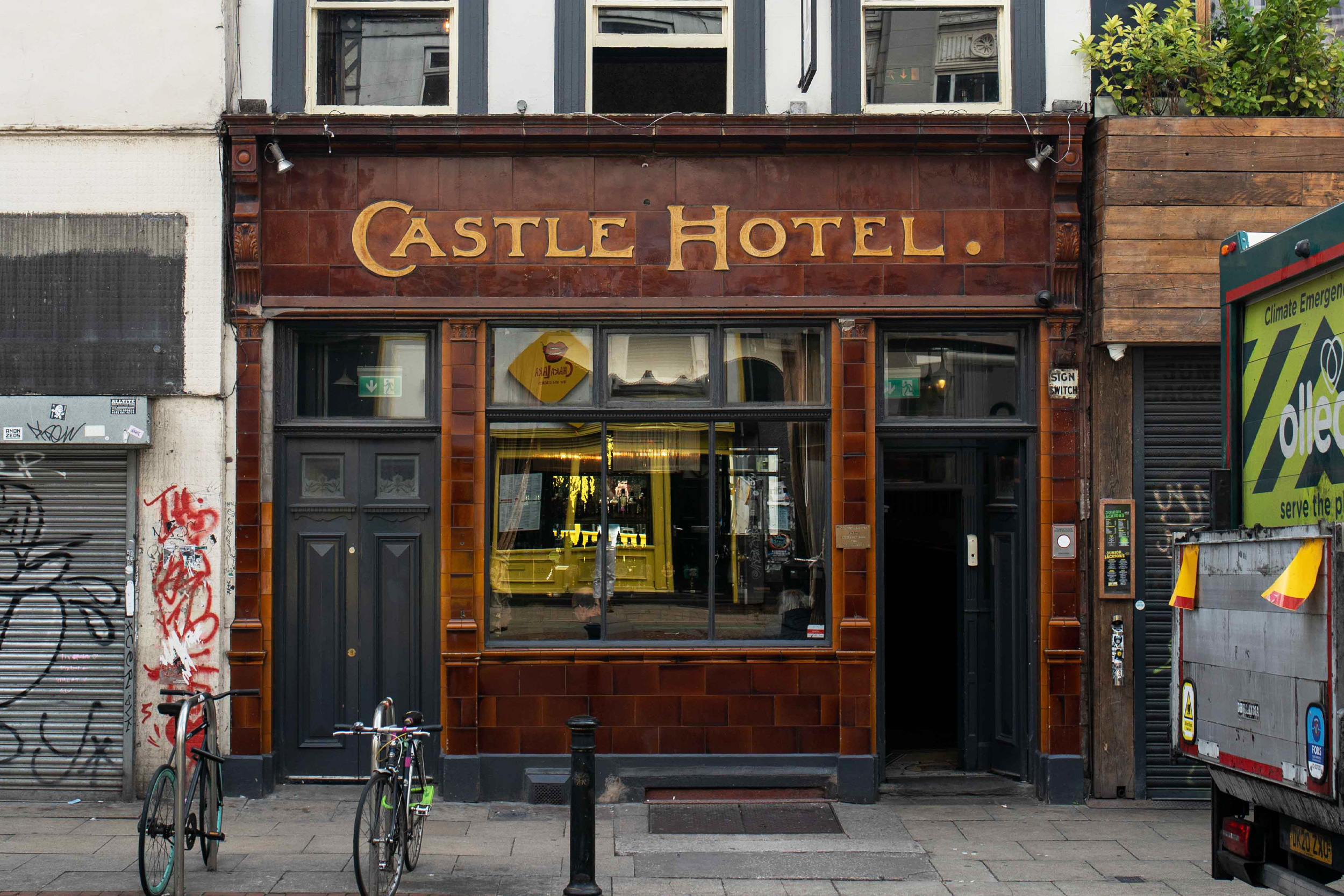 Castle Hotel