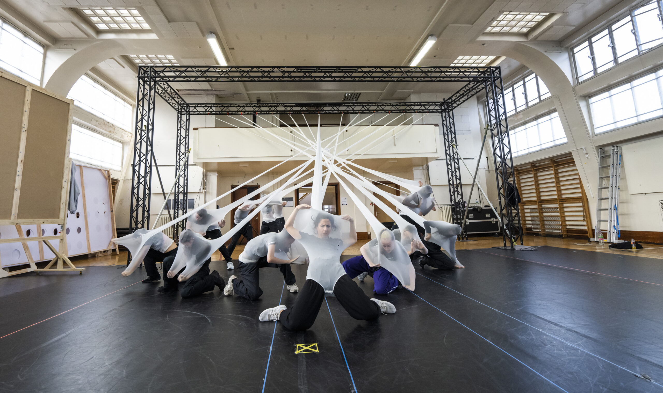 Stunning first behind-the-scenes look at Danny Boyle’s Matrix-inspired ...