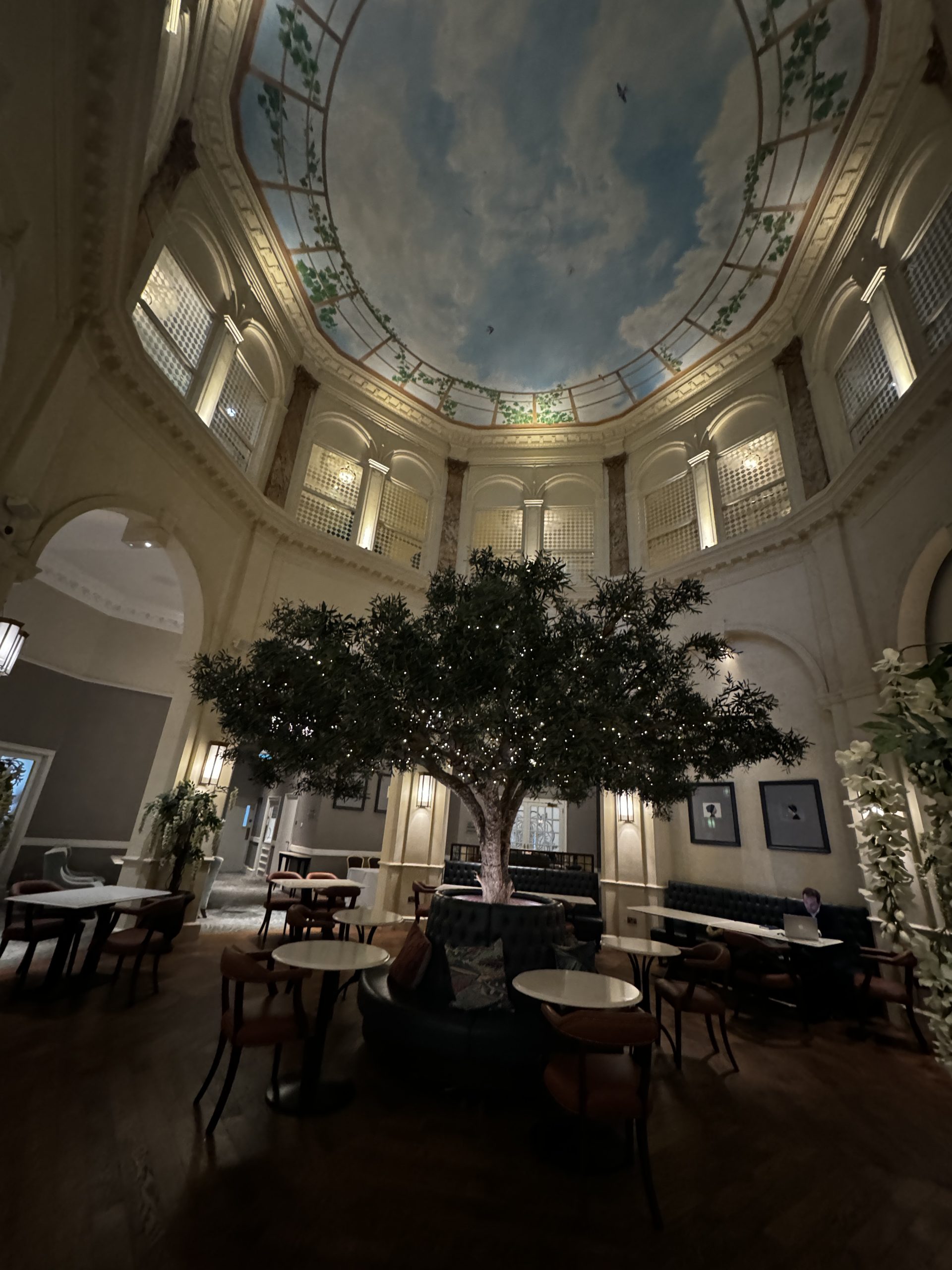 Tunnels, ghosts and The Beatles: The Secrets of The Midland, Manchester ...