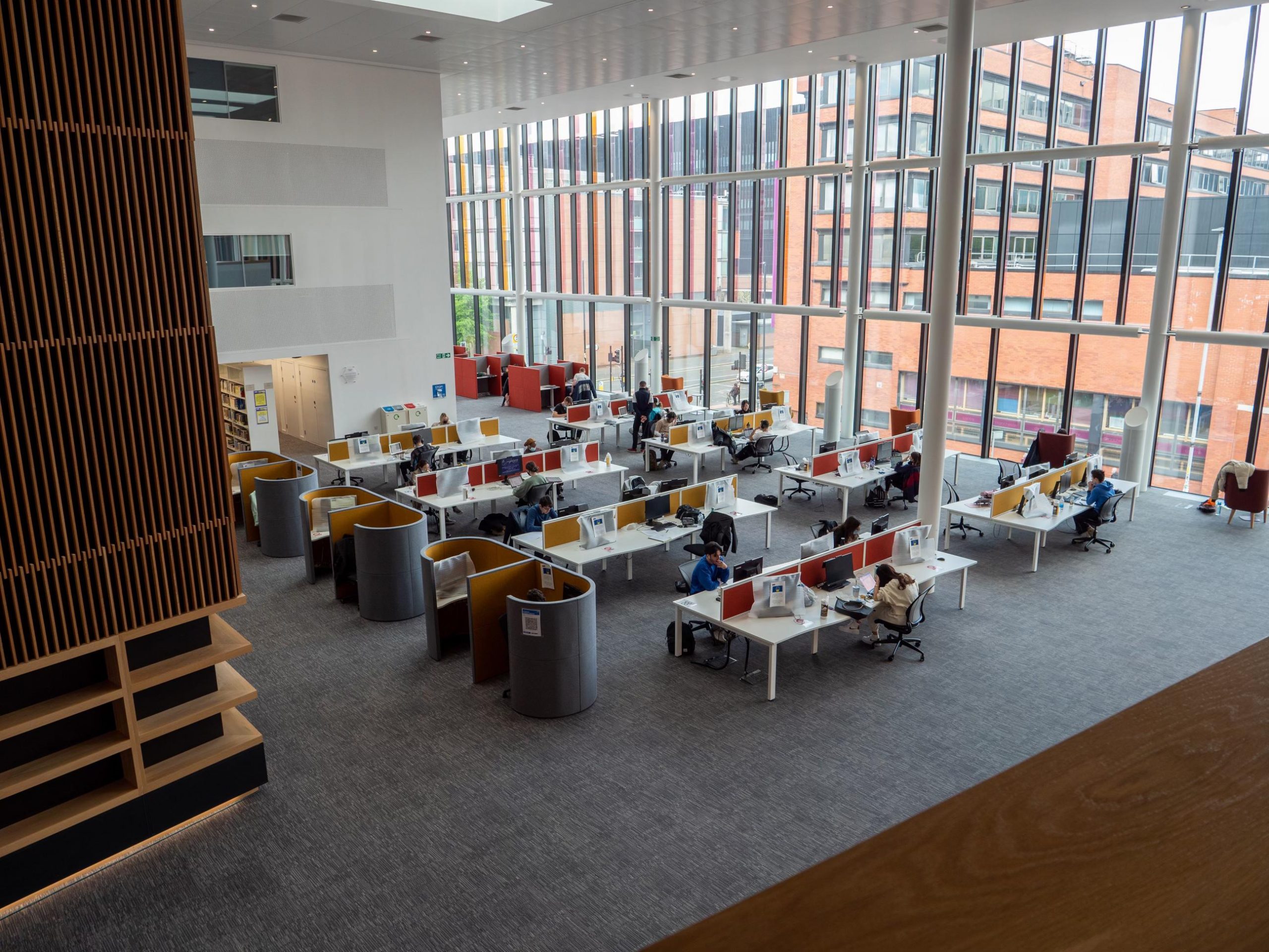 A huge £48k scholarship grant is up for grabs for young Manchester ...