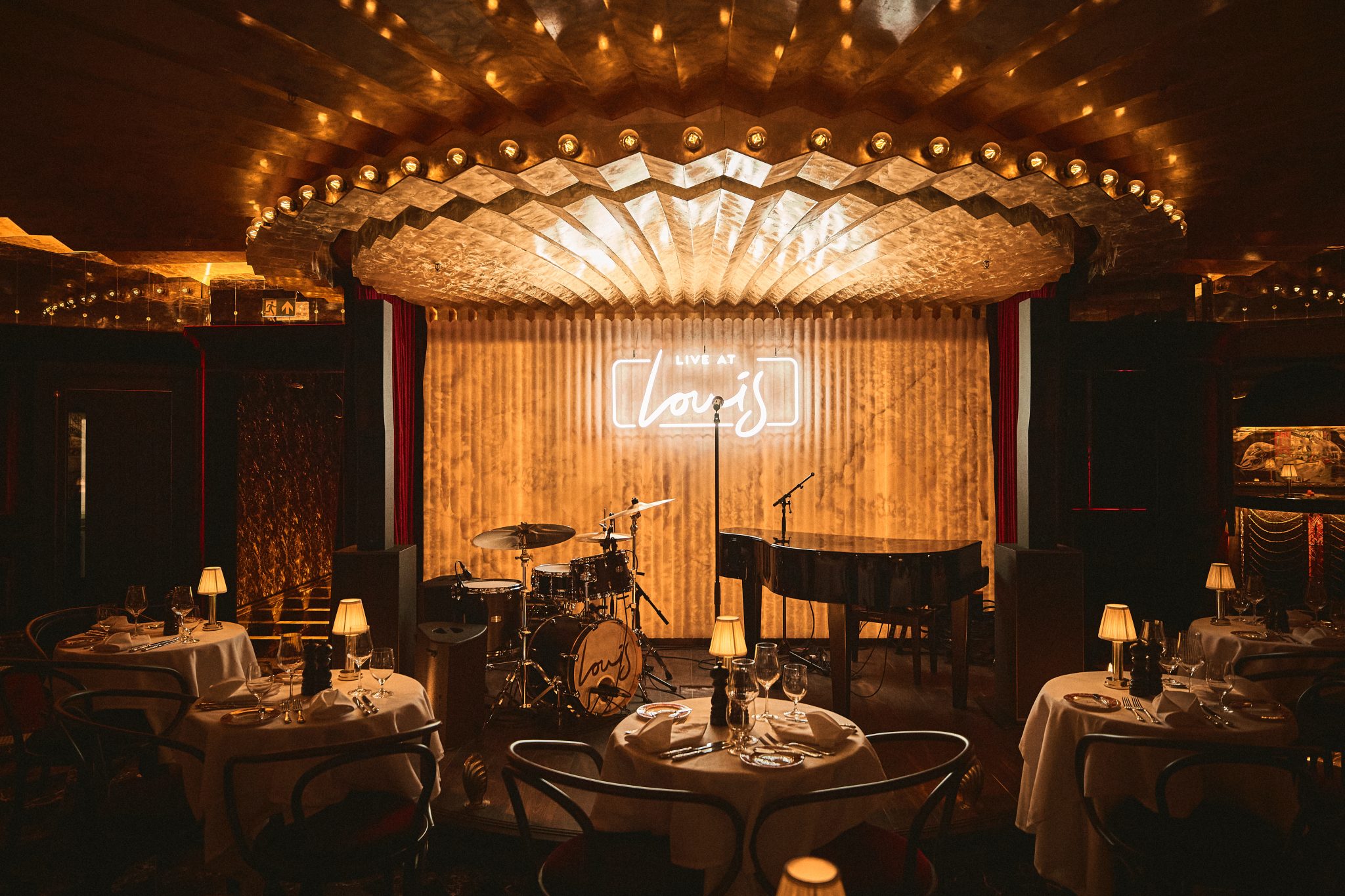 Louis reveal new menu full of Italian-American classics with indulgent ...